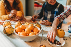 Simple Christmas Craft: Orange Pomanders - now & gen