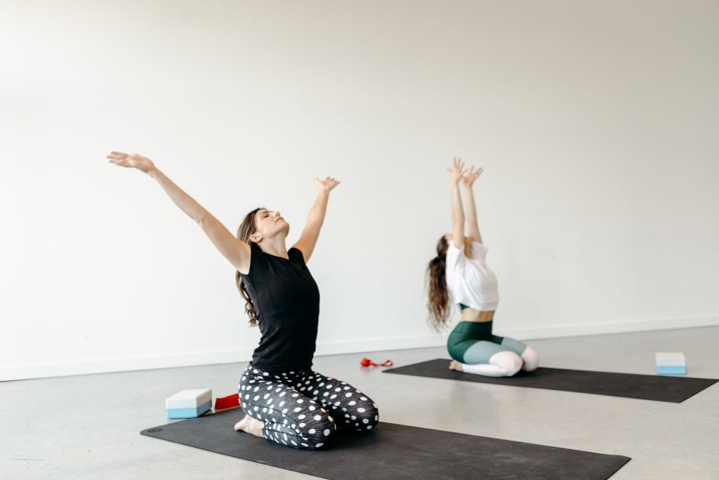 Yoga flow to connect body and mind - the yoga moves that restore